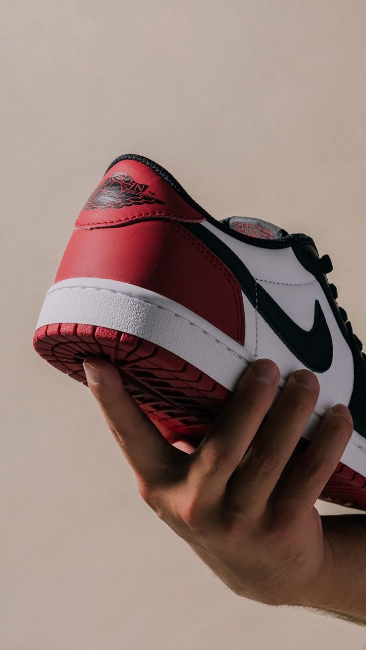 Air Jordan 1 Low – Mr. Sneakerseller